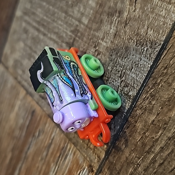 Thomas & Friends | Toys | Thomas And Friends Mini Percy 6 Octopus Squid ...